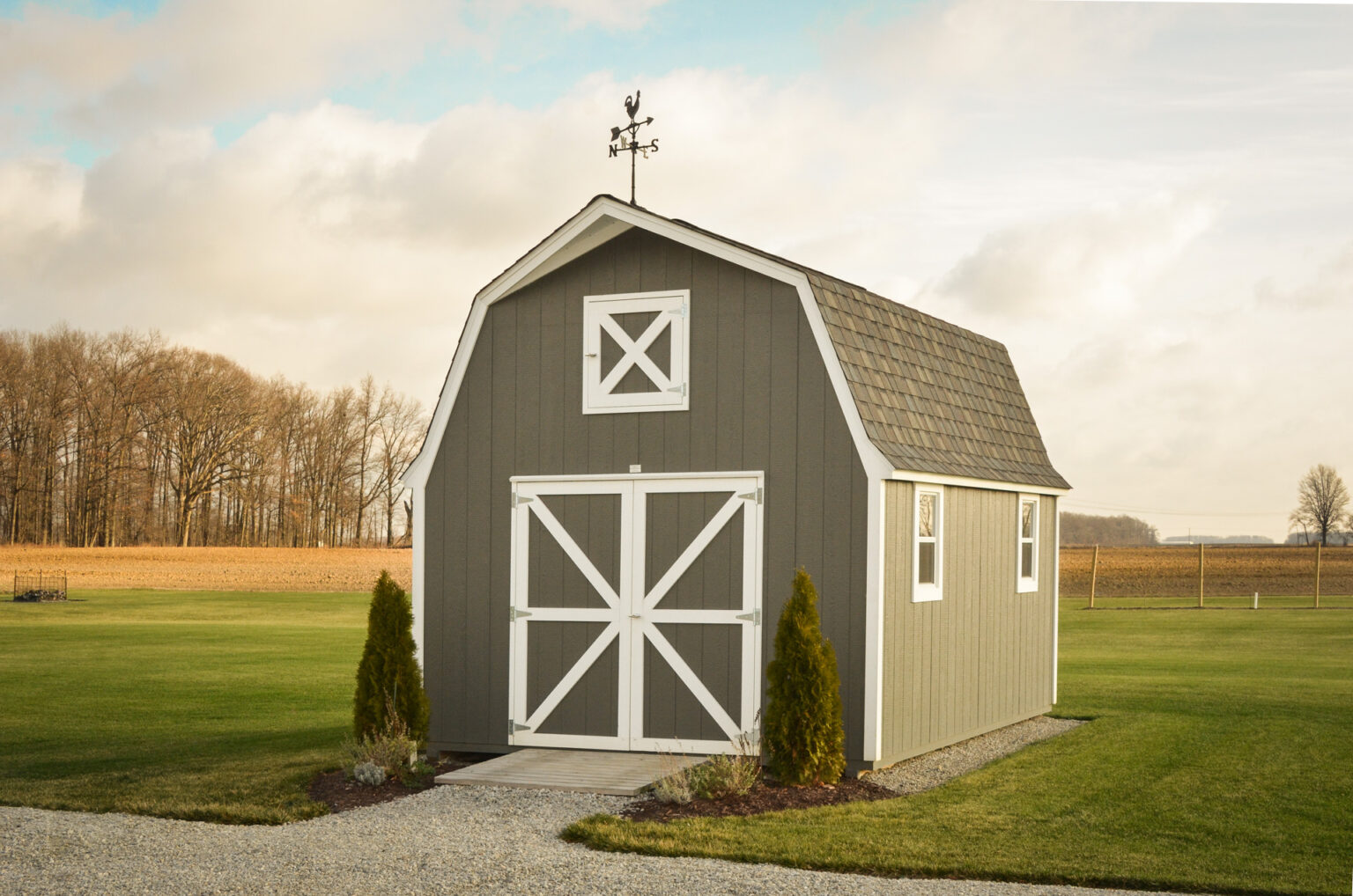 The Deluxe Barn | Storage Barns Near Fort Wayne, IN | Yoder's Quality Barns